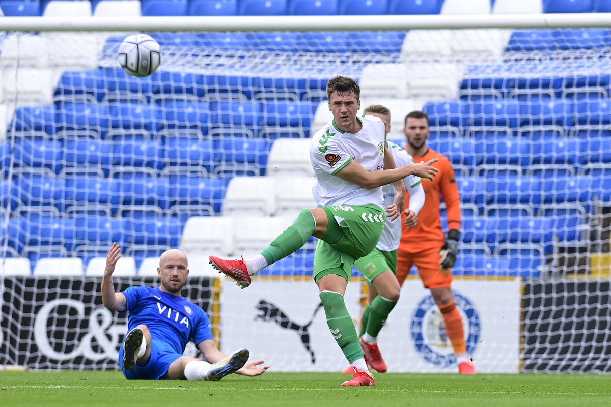 CONTRACT | Max Hunt remains a Glover – Yeovil Town