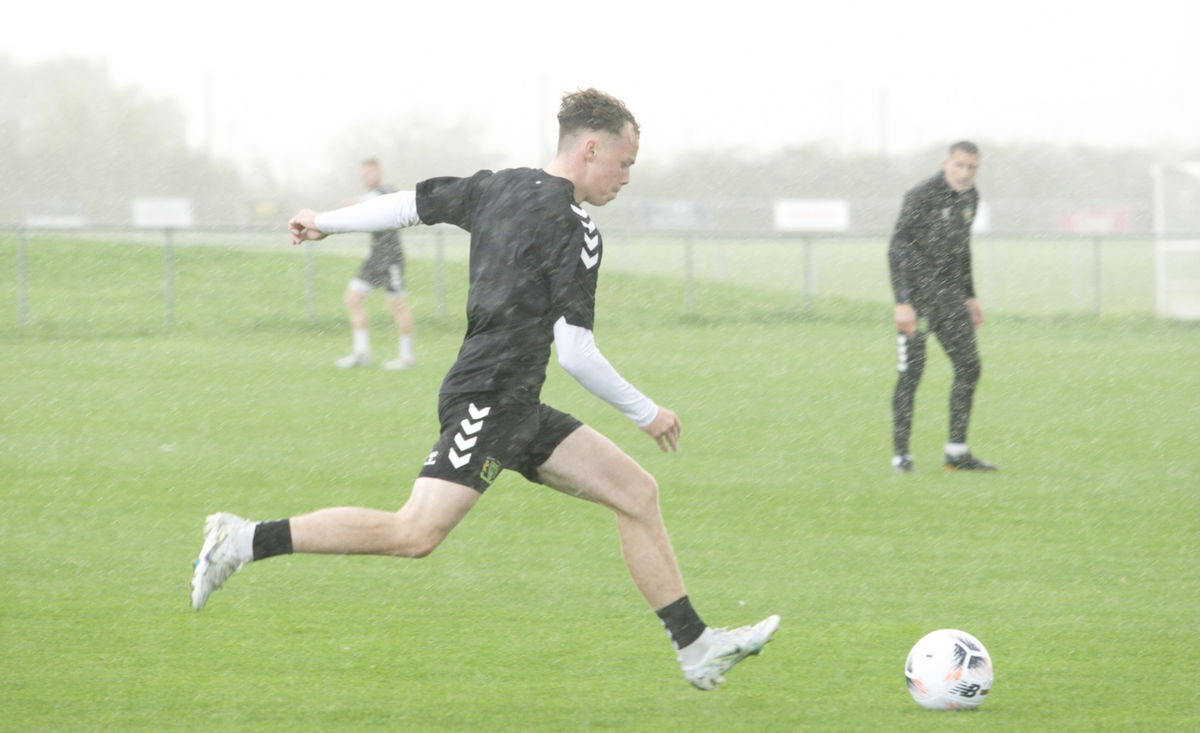 SIGNING | Ewan Clark signs on loan until January – Yeovil Town