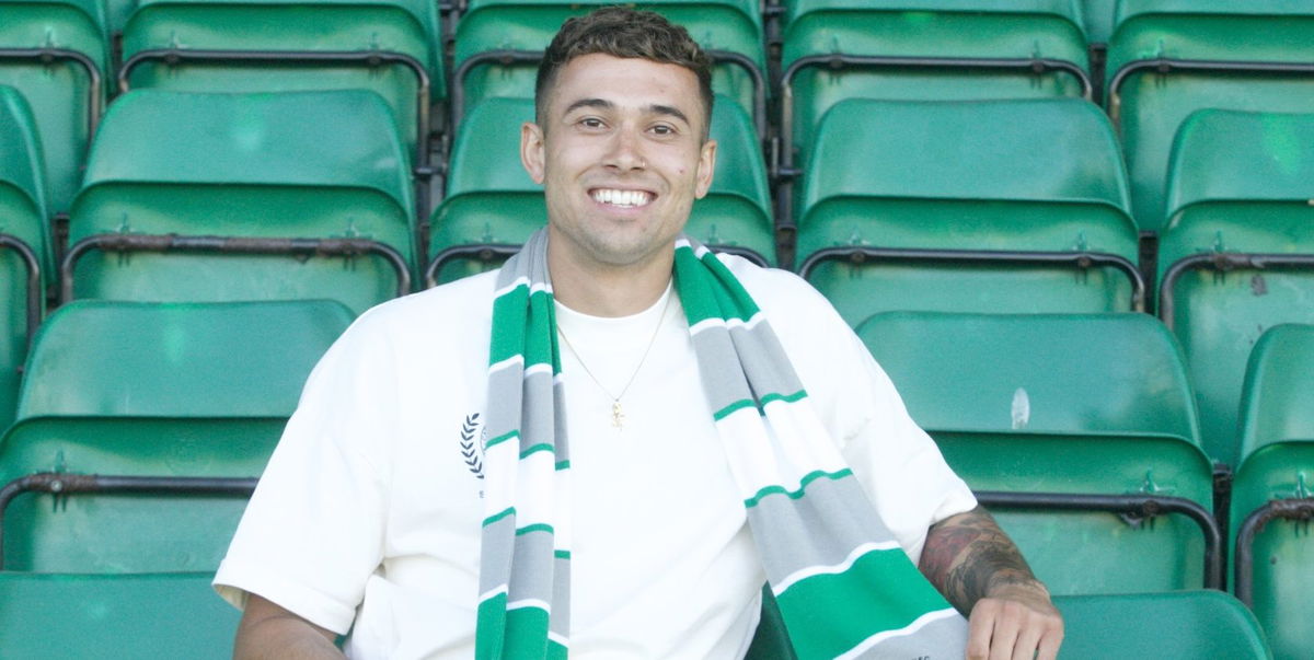 SIGNING | Lewis Williams signs for the Glovers – Yeovil Town