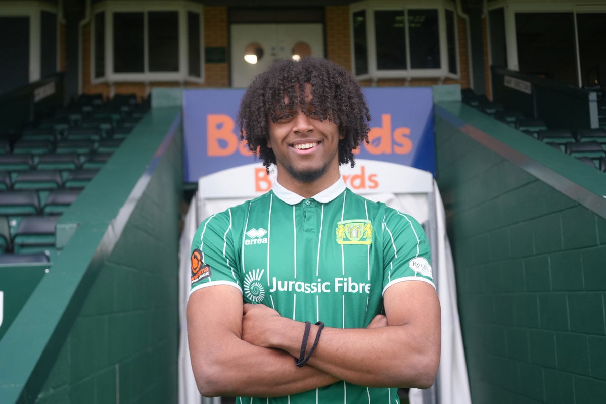 SIGNING | Olly Thomas returns to Huish Park – Yeovil Town